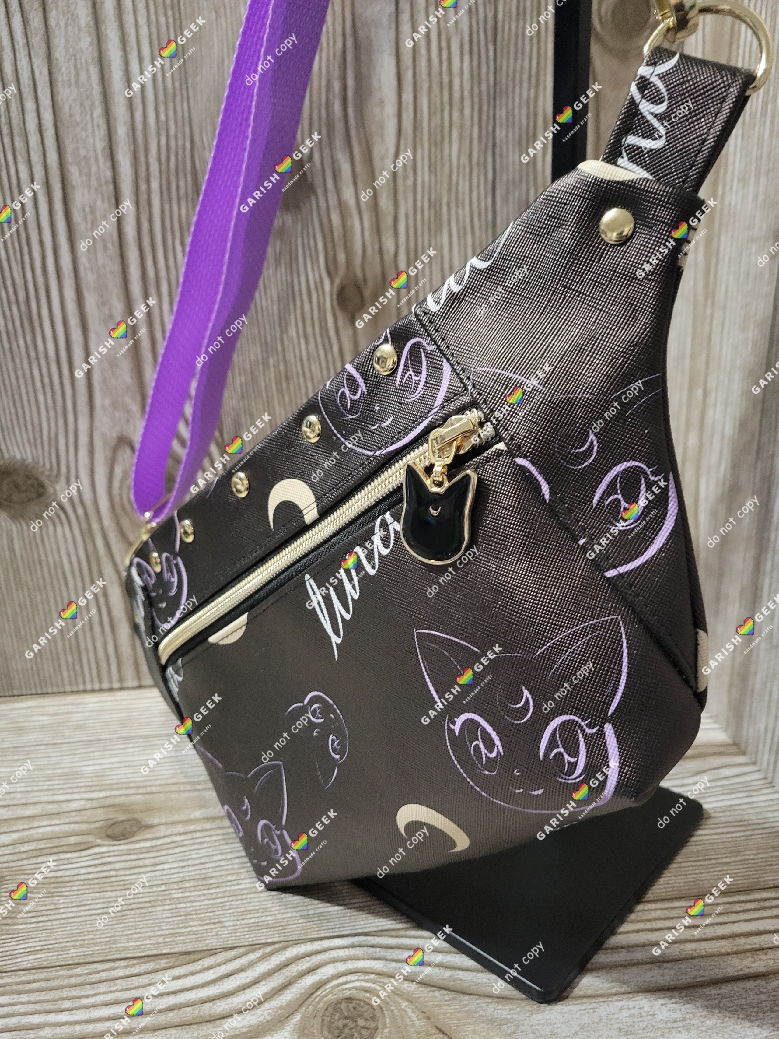 Luna Script Dayna Pack | Garish Geek